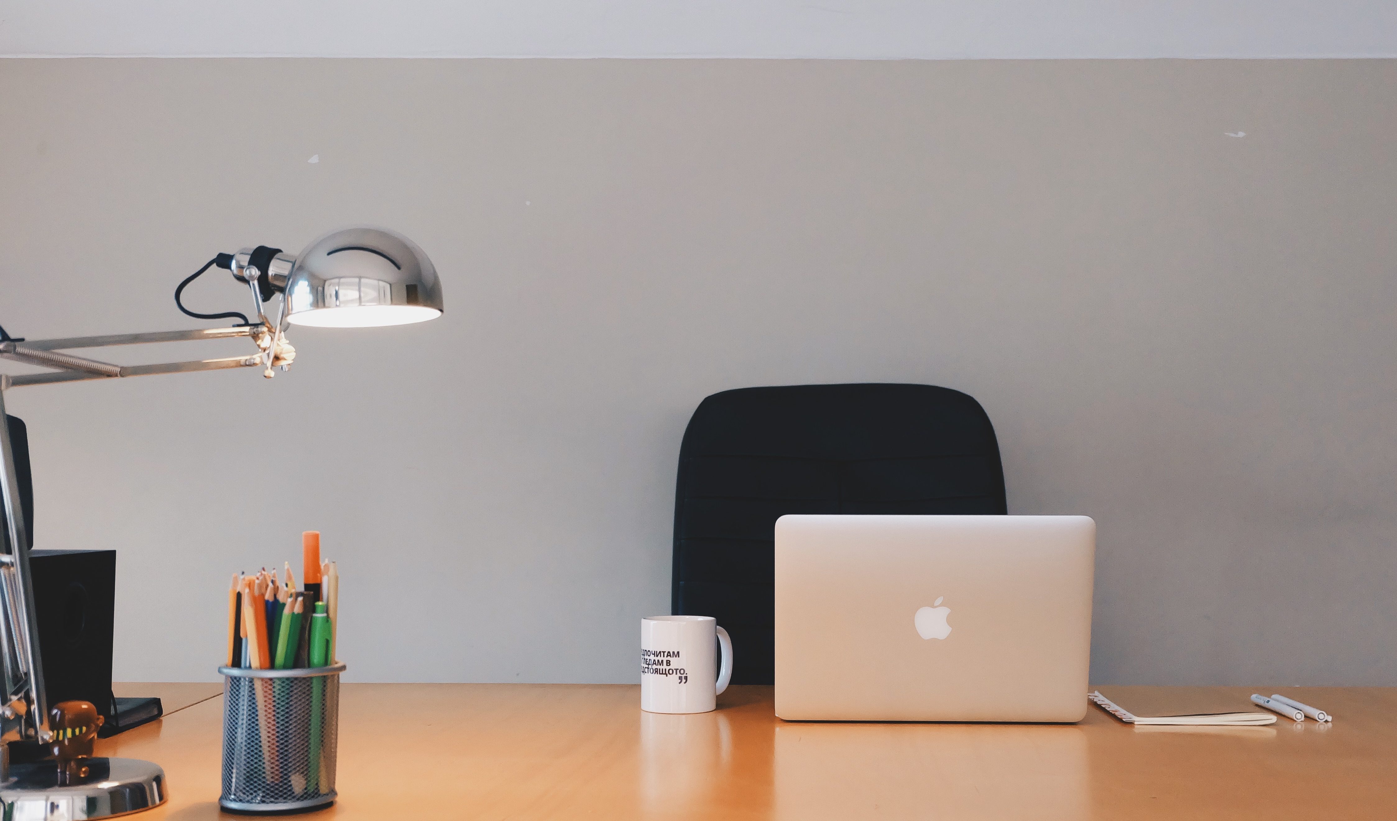 Unplugging from Work: 4 Tips to Maintain a Healthy Work-Life Balance